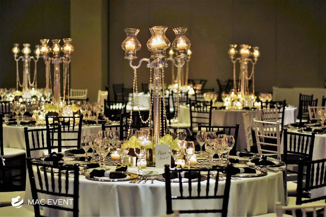 Round Table in Puerto Vallarta: Weddings, Parties, Corporate Events
