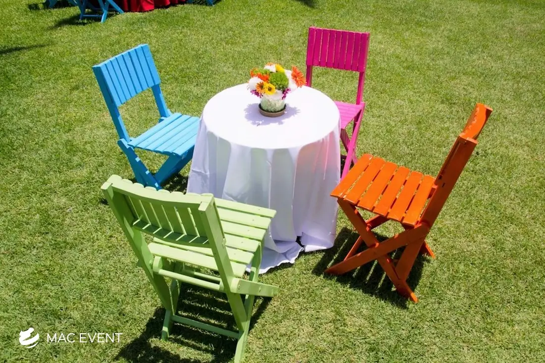 Round Coffee Table in Puerto Vallarta: Weddings, Parties, Corporate Events